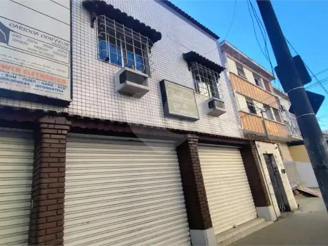 Prédio para Venda em Santos/SP Embaré
