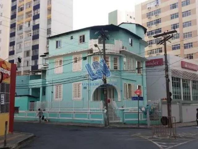 Prédio para Venda em Salvador/BA Barra 13 Quartos