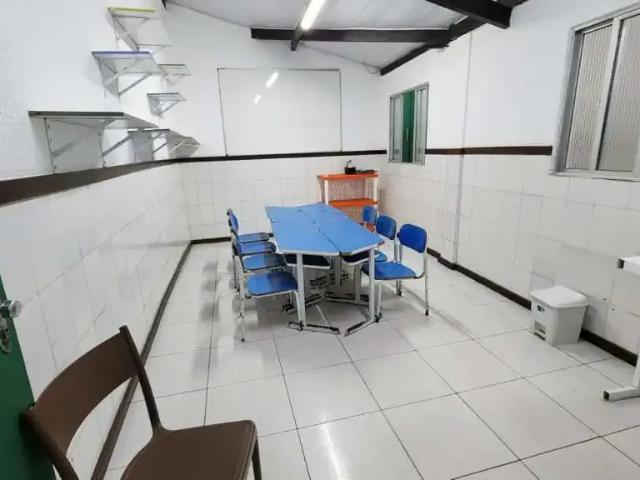 Prédio para Venda em Salvador/BA Itapuã 8 Quartos