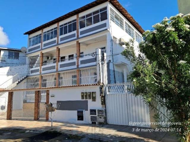 Prédio para Venda em Salvador/BA IAPI 10 Quartos