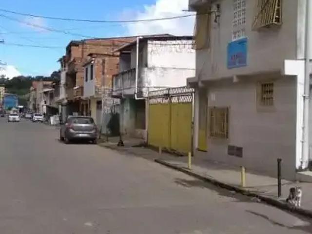 Prédio para Venda em Salvador/BA São Cristóvão 8 Quartos