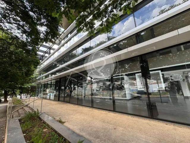Prédio para Locação em Campinas/SP Cambuí