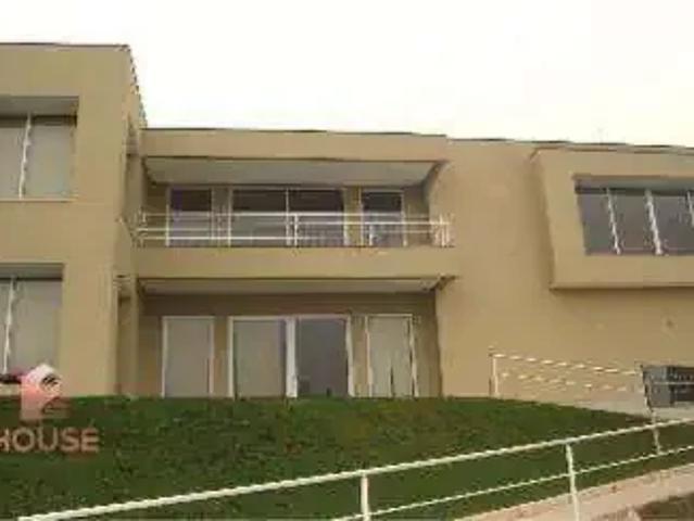 Prédio para Locação em Arujá/SP Perová