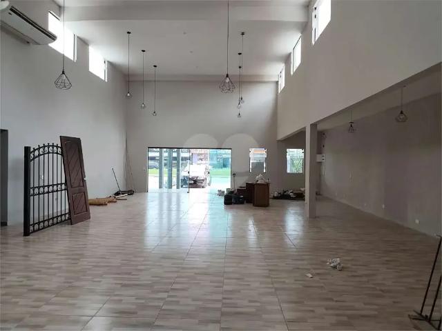 Prédio para Locação em Bertioga/SP Maitinga