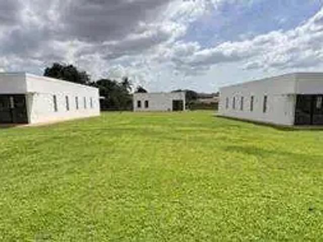 Prédio para Locação em Brasília/DF Park Way 1 Quartos