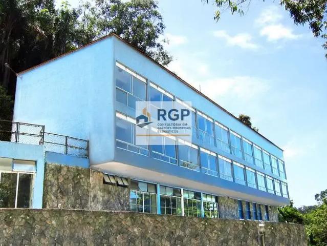 Prédio para Locação em Mongaguá/SP Pedreira 20 Quartos