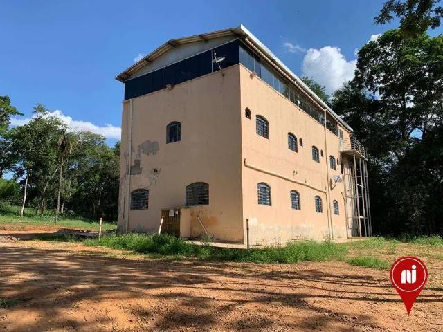 Prédio para Locação em Mário Campos/MG Fecho Do Funil 13 Quartos