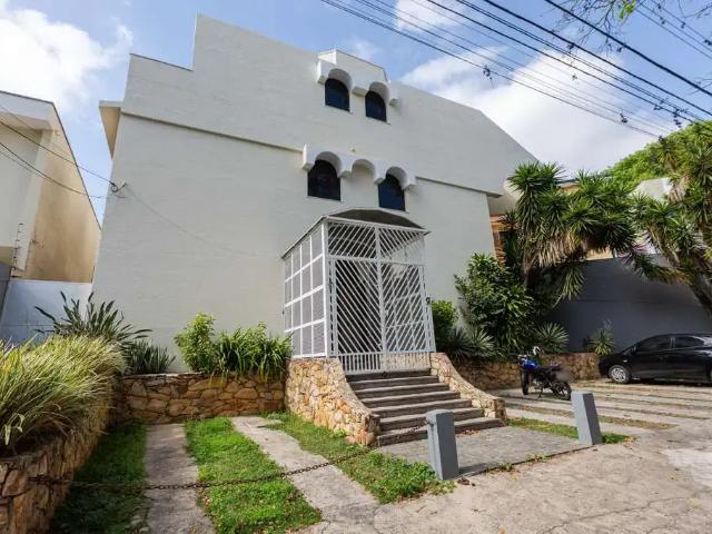 Prédio para Locação em São Paulo/SP Campo Belo
