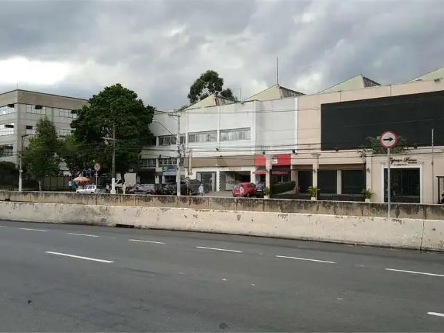 Prédio para Locação em São Paulo/SP Casa Verde