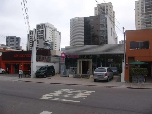 Prédio para Locação em São Paulo/SP Chácara Santo Antônio