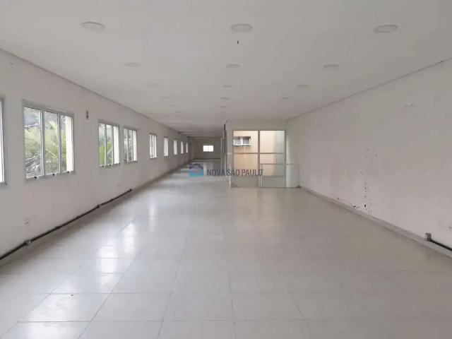 Prédio para Locação em São Paulo/SP Aclimação