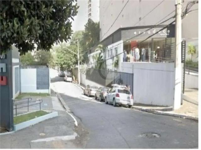Prédio para Locação em São Paulo/SP Aclimação