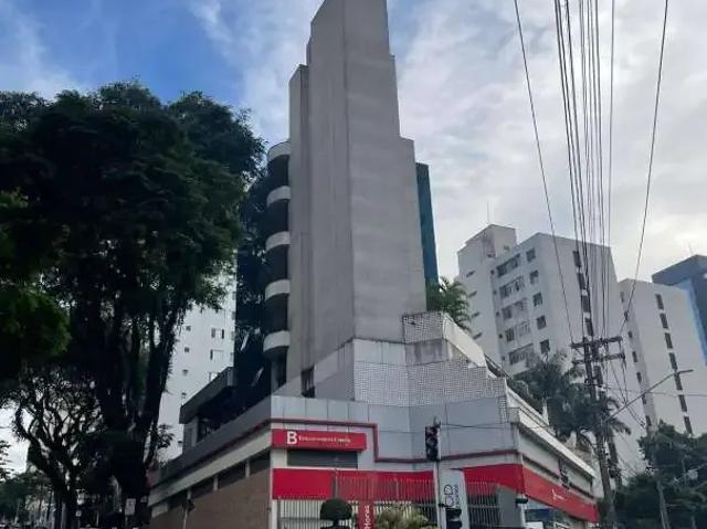 Prédio para Locação em São Paulo/SP Aclimação