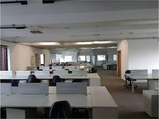 Prédio para Locação em São Paulo/SP Barra Funda