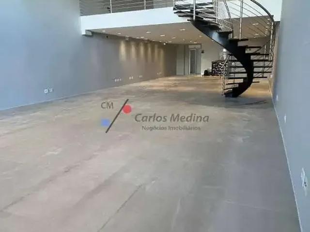 Prédio para Locação em São Paulo/SP Água Fria