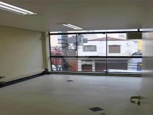 Prédio para Locação em São Paulo/SP Bela Vista