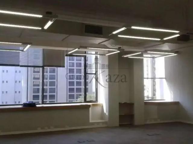 Prédio para Locação em São Paulo/SP Brooklin