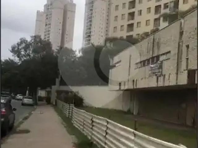 Prédio para Locação em São Paulo/SP Imirim
