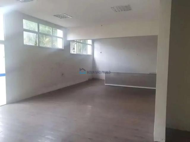 Prédio para Locação em São Paulo/SP Indianópolis 8 Quartos
