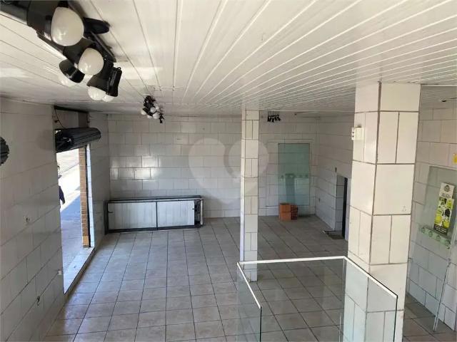 Prédio para Locação em São Paulo/SP Itaquera