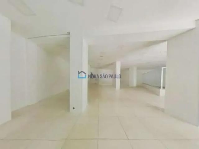Prédio para Locação em São Paulo/SP Jabaquara