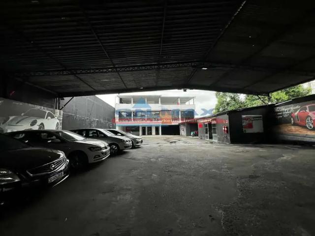 Prédio para Locação em São Paulo/SP Jardim Centenário
