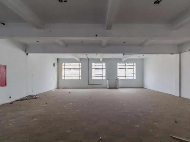 Prédio para Locação em São Paulo/SP Liberdade