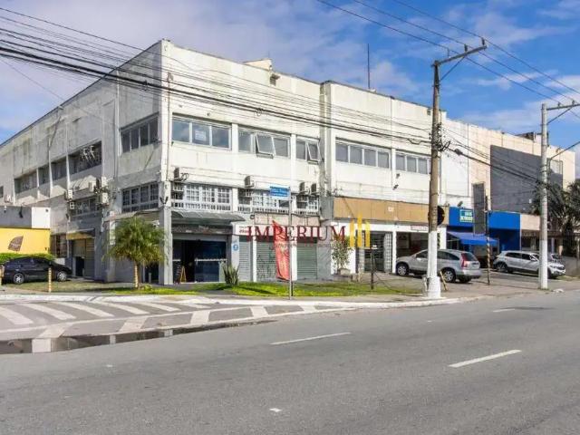 Prédio para Locação em São Paulo/SP Limão