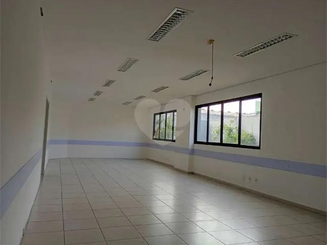 Prédio para Locação em São Paulo/SP Socorro