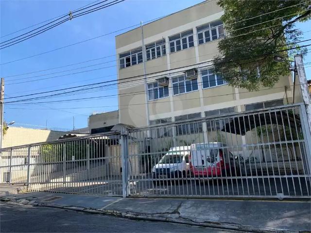 Prédio para Locação em São Paulo/SP Socorro