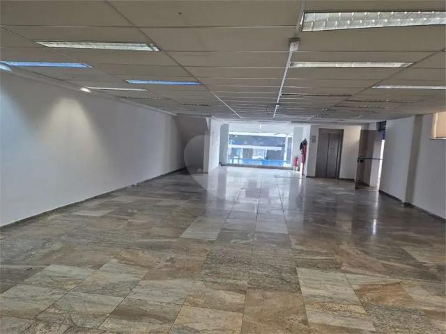 Prédio para Locação em São Paulo/SP Santana