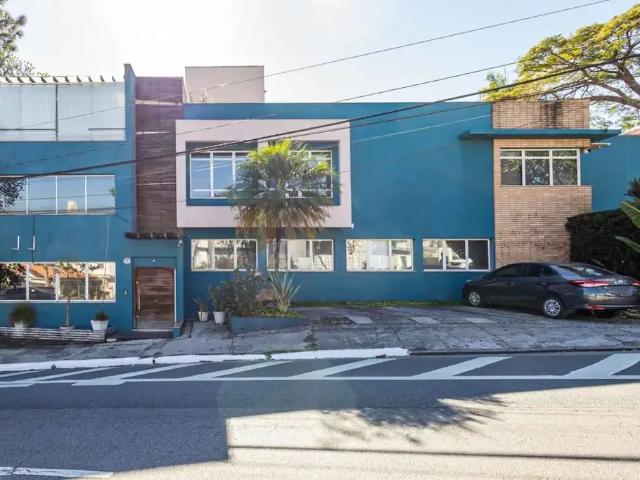 Prédio para Locação em São Paulo/SP Sumarezinho