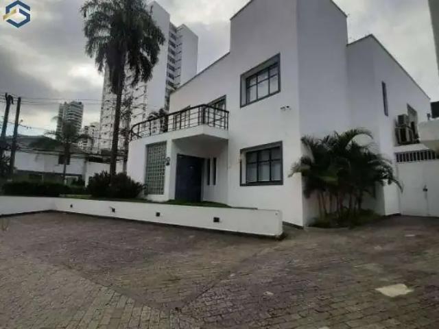 Prédio para Locação em São Paulo/SP Pacaembu
