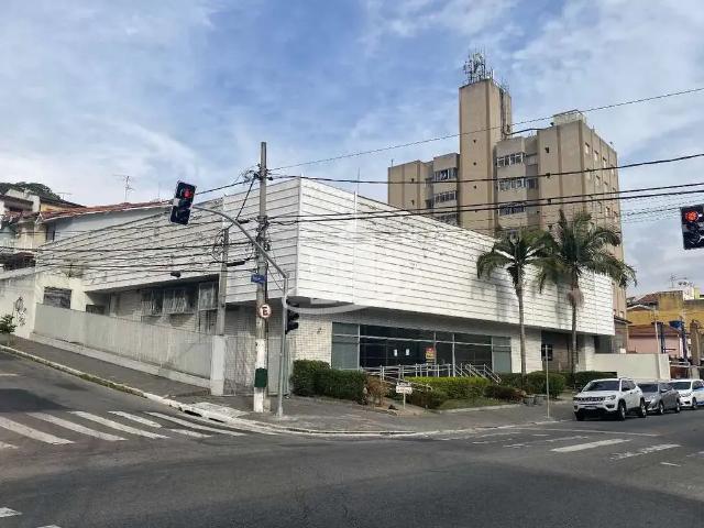 Prédio para Locação em São Paulo/SP Parada Inglesa