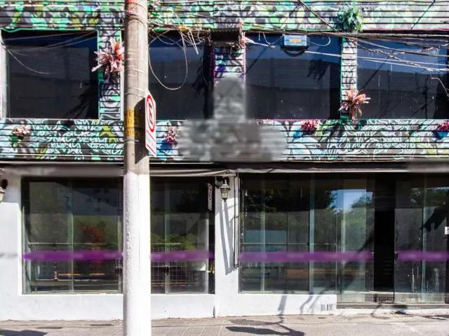 Prédio para Locação em São Paulo/SP Parada Inglesa
