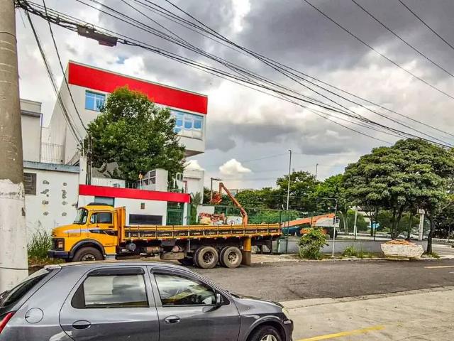 Prédio para Locação em São Paulo/SP Parque Novo Mundo