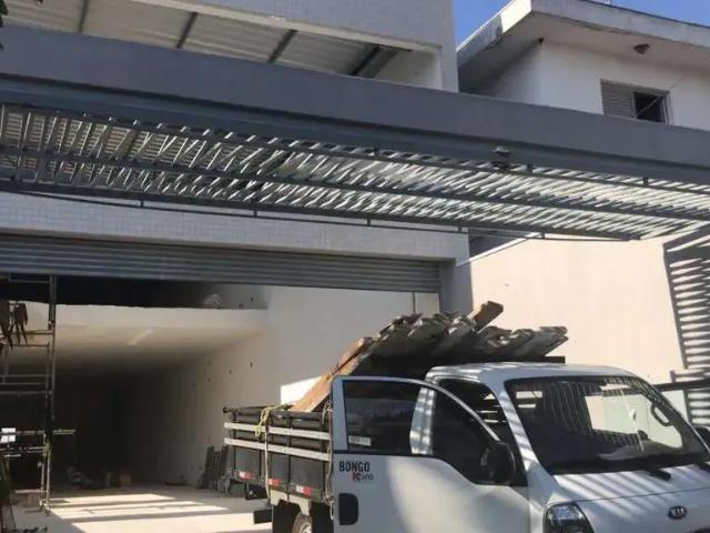 Prédio para Locação em São Paulo/SP Parque Peruche