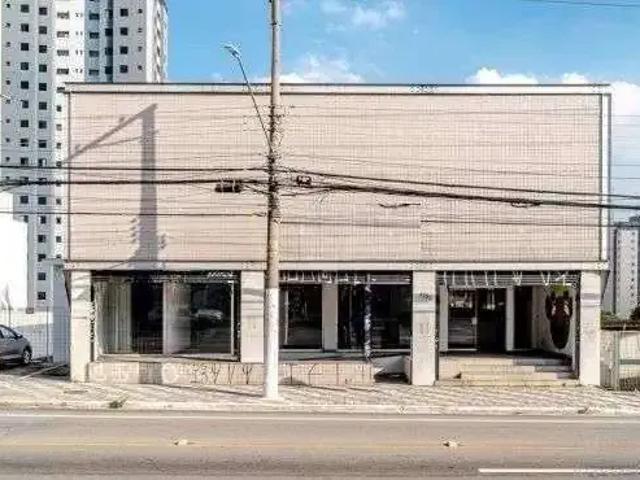 Prédio para Locação em São Paulo/SP Penha De França
