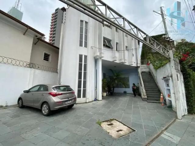 Prédio para Locação em São Paulo/SP Pinheiros 16 Quartos