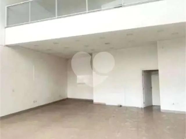 Prédio para Locação em São Paulo/SP Pirituba