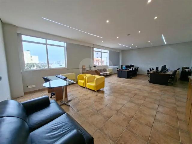 Prédio para Locação em São Paulo/SP Tucuruvi