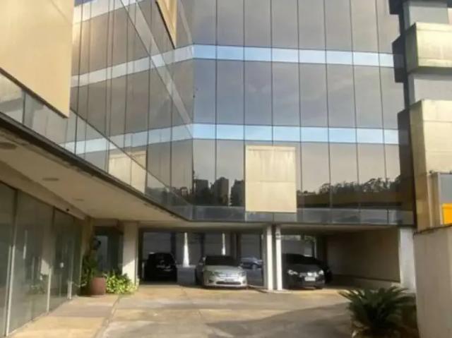 Prédio para Locação em São Paulo/SP Vila Almeida