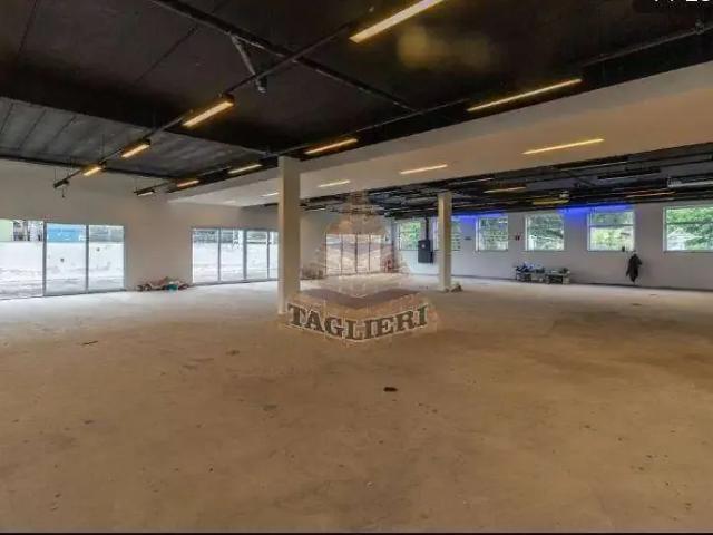 Prédio para Locação em São Paulo/SP Vila Carrão