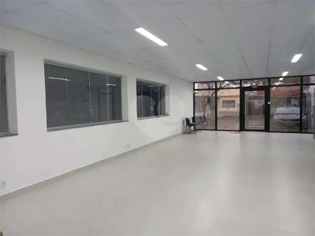 Prédio para Locação em São Paulo/SP Vila Cruzeiro