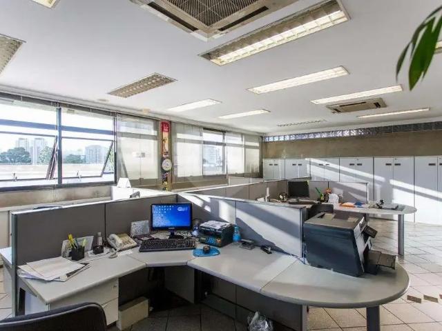 Prédio para Locação em São Paulo/SP Vila Cruzeiro