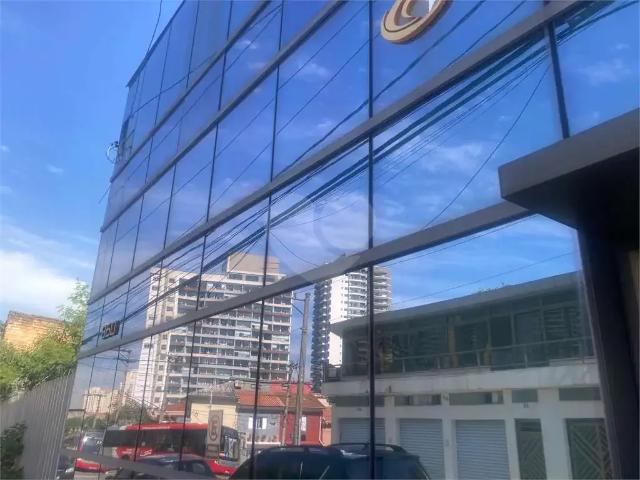 Prédio para Locação em São Paulo/SP Vila Dom Pedro I