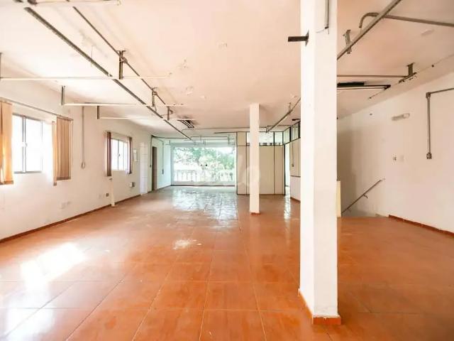 Prédio para Locação em São Paulo/SP Vila Esperança