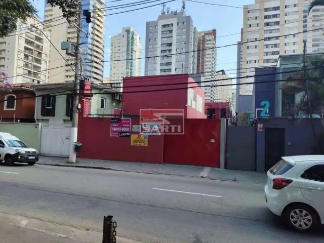 Prédio para Locação em São Paulo/SP Vila Gertrudes