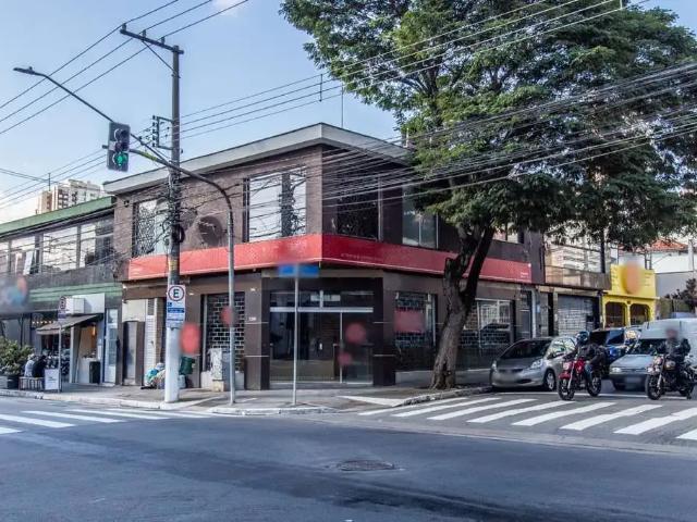 Prédio para Locação em São Paulo/SP Vila Gomes Cardim
