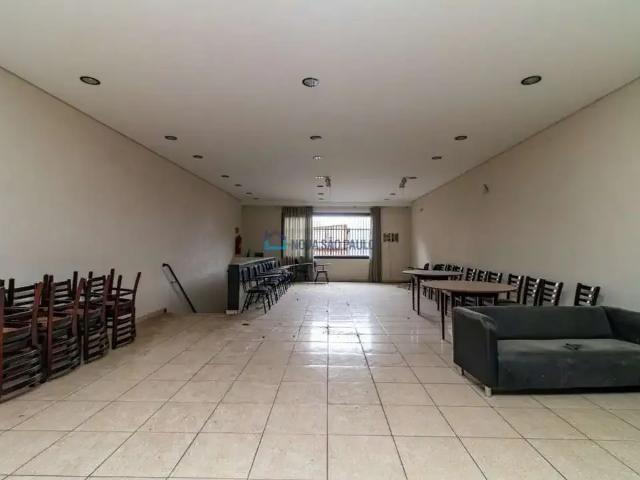 Prédio para Locação em São Paulo/SP Vila Gumercindo